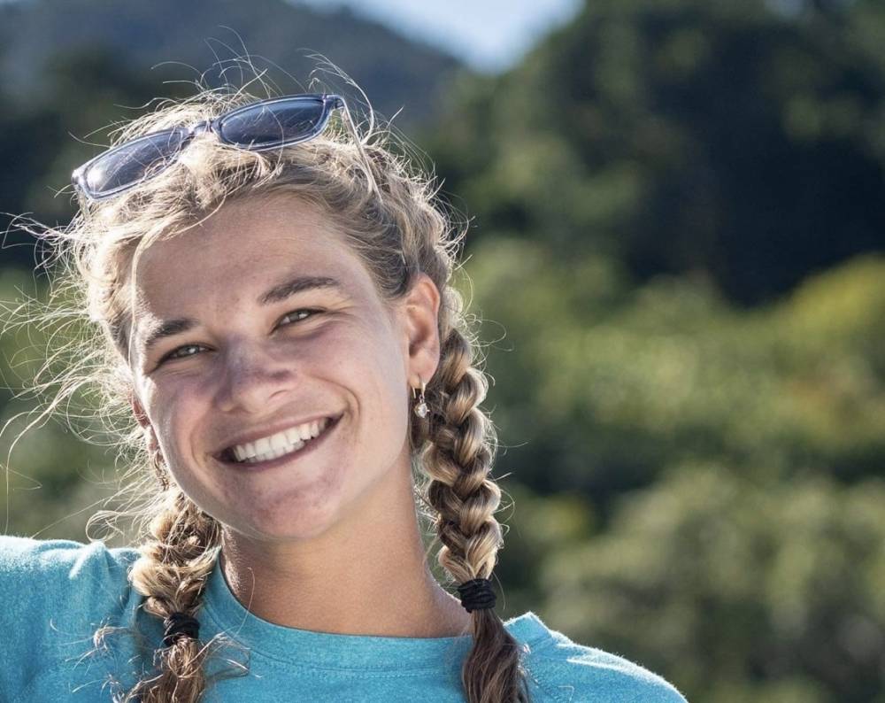 Learning about the Frankland Islands’ geology with Kelly Evanson ...